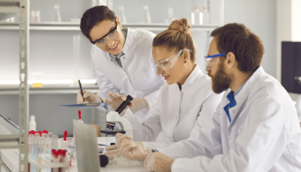 How To Become A Pharmaceutical Scientist | Solvermatic